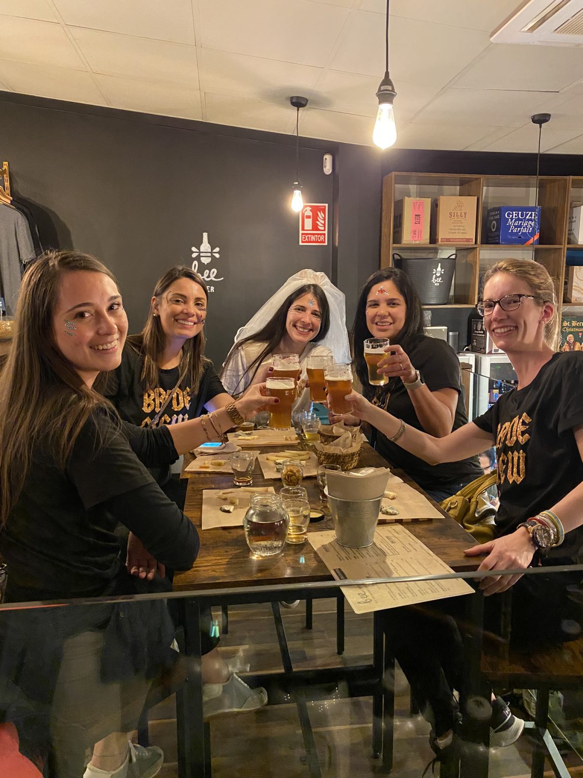 Cervezas artesanales en Madrid - BEE BEER DEBOD